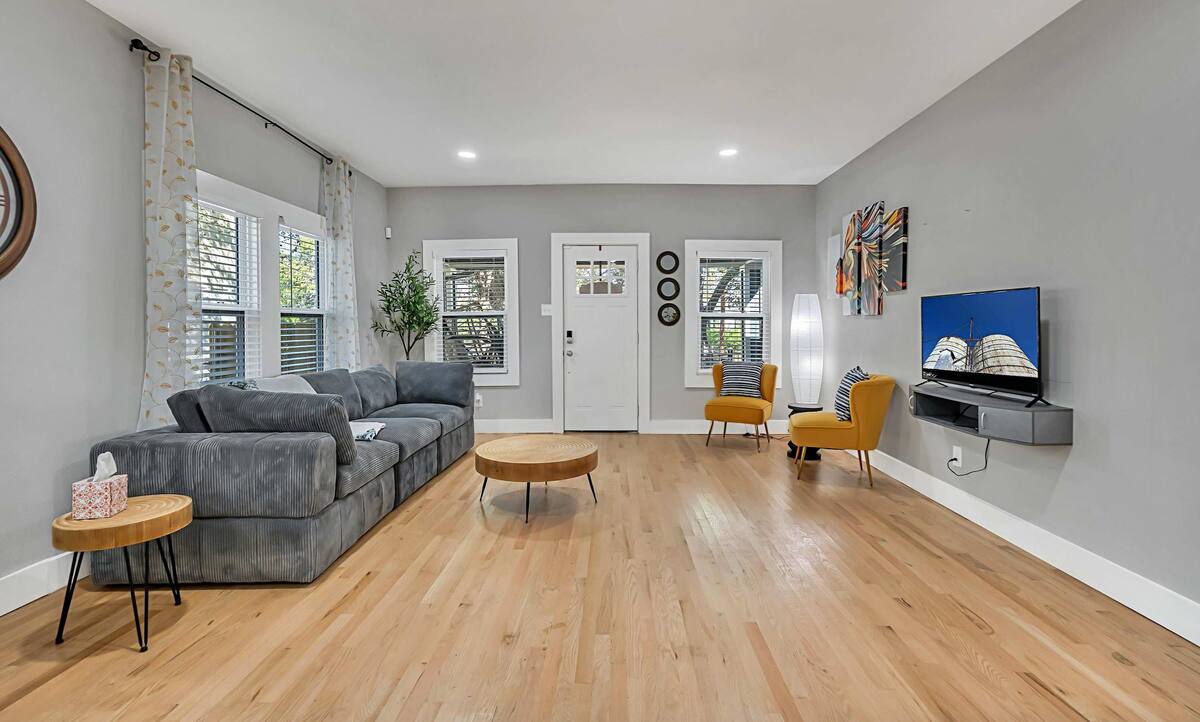 New! Maple Mansion on Tenth | Journey Rewards™