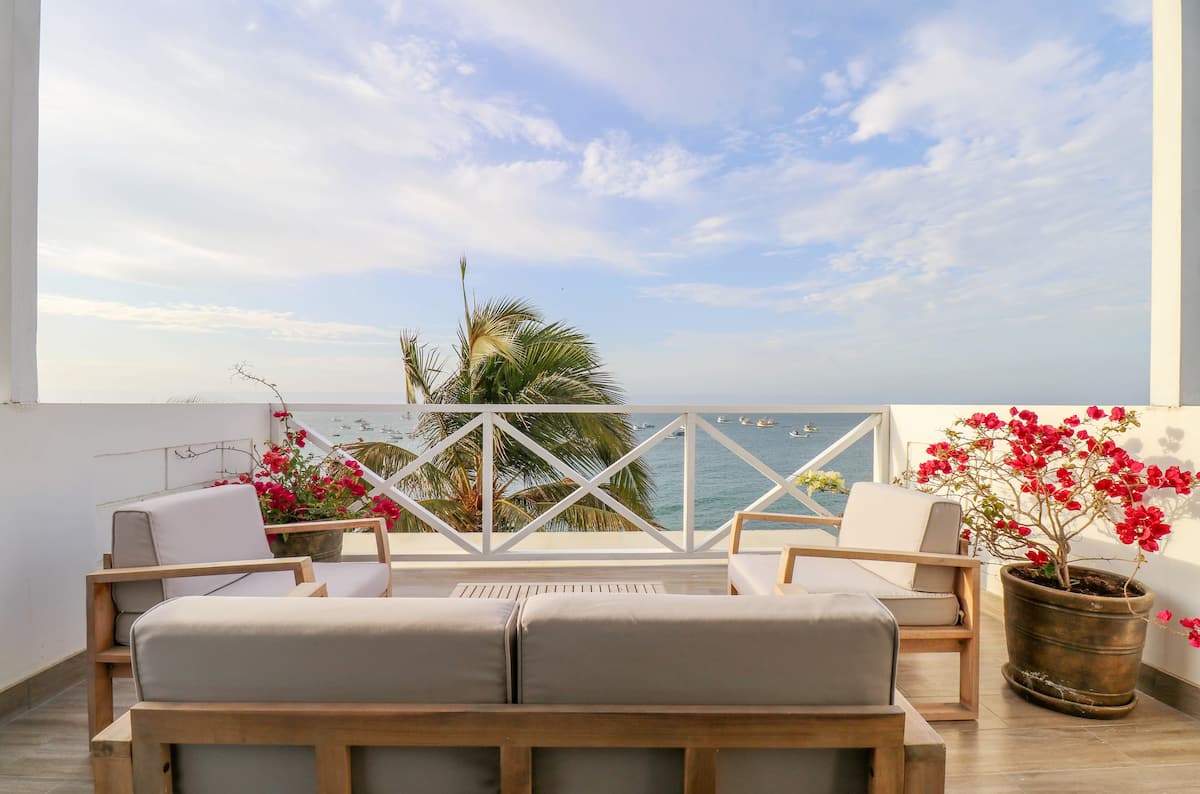 Fantastic Duplex with Spectacular Ocean View | Journey Rewards™